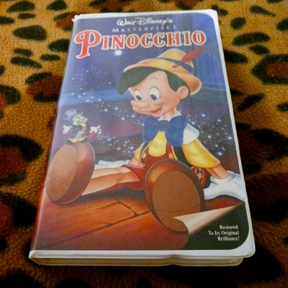 Disney | Media | Walt Disney Masterpiece Pinocchio Vhs 239 993 Edition ...